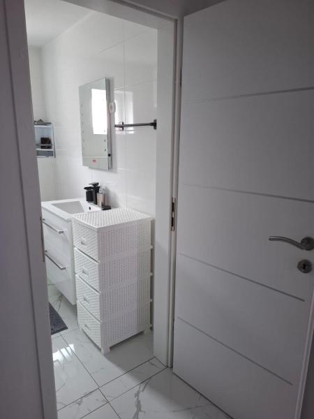 Sunshine Apartments - Karlobag