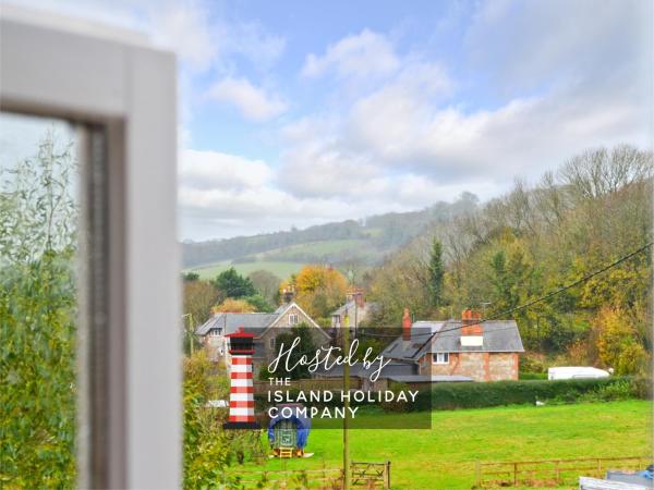 The Bays Newport - Isle of Wight