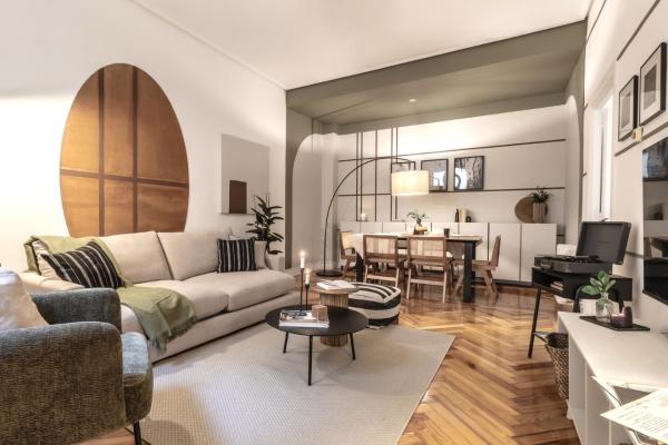 Gobek - 2 Bedrooms In Almagro - Alcobendas