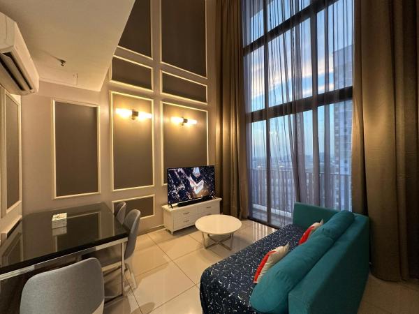 Spacious Duplex, Netflix And Various Facilities Pool Kl View At I-city Shah Alam - Setia Alam