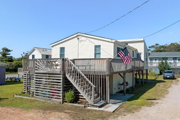 Seasons In The Sun - Nags Head, NC