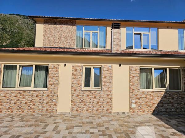 Hotel Petro - Dhërmi