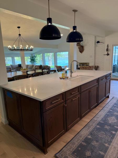 Remodeled Lake Retreat Putting Green, Game Roombar - Green Lake, WI