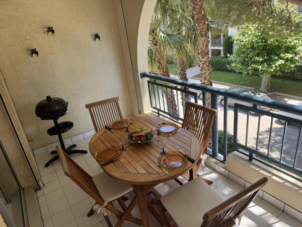 Appartement Familial Avec Piscine Et Parking Privé - Fr-1-251-861 - La Favière