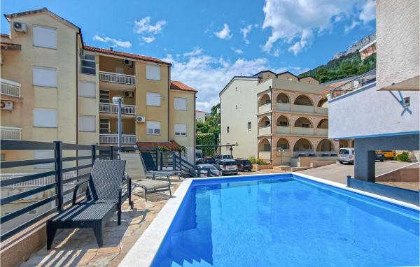 Gorgeous Apartment In Baska Voda - Brela