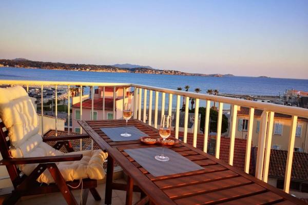 La Trouvaille - Port Et Mer Grand Balcon Parking - Bandol