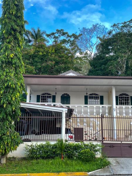 3br Home In Ancon Hill - Urban Oasis - 파나마