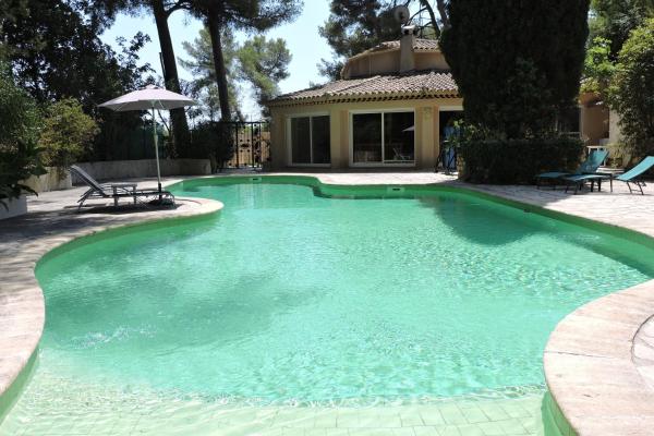 Maison Dans Le Payage De Pagnol Aubagne France - クルーズ