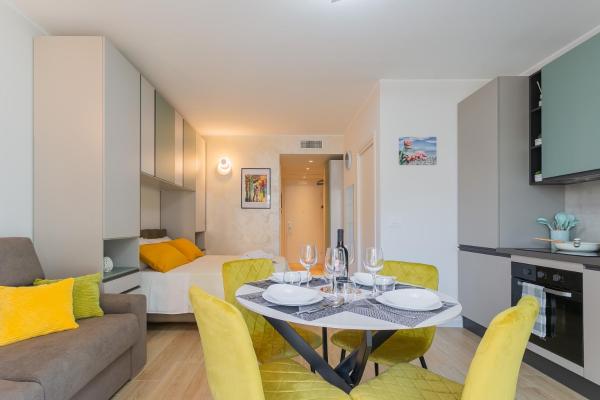 Private Parking - Athena Suite Nel Cuore Di Bari - Bari