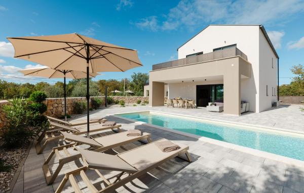 Stunning Home In Kras With Wifi - Vrbnik