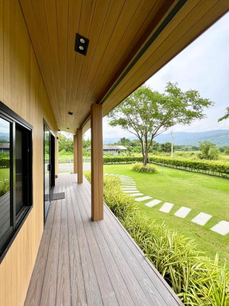บ้านเขาล้อมนครนายก Baan Khao Lom - Thailand