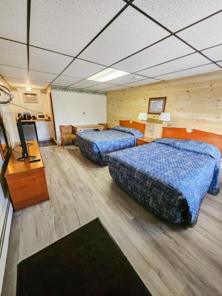 Katahdin Valley Motel - Maine