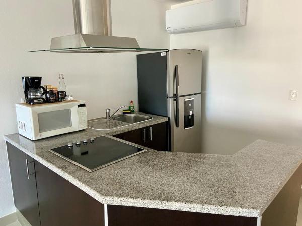 Apartment With A View Of The Lagoon And Pool - Cancún
