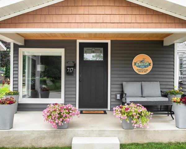 Parkside Pet Friendly Bungalow - Pickwick, MN