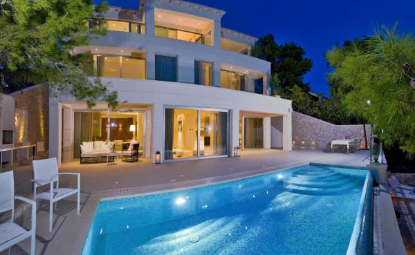 Luxury Seafront Villa My Dream With Private Pool, Jacuzzi And Staff At The Beach On Brac Island - Sumartin - Baška Voda