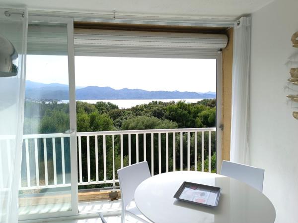 Studio Cosy Vue Mer - Plage Farinole