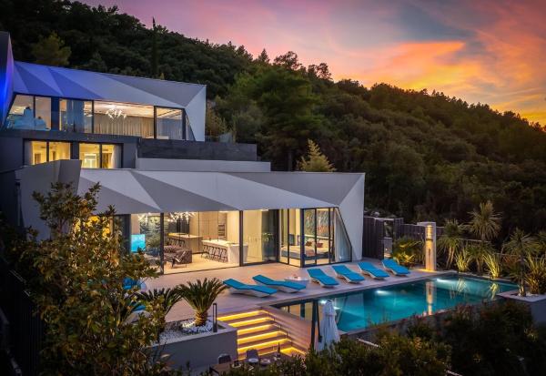 Villa Aqua Majestic Diamond Sumptuous 5 Bedroom Villa Magnificent Adriatic Seaviews Korcula - Korčula