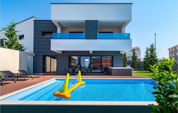 Stunning Home In Novalja - Caska