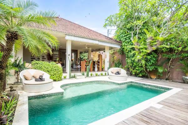 Villa Cc- Cosy 2bdrs Villa - Enclosed And Open Living Area - Seminyak