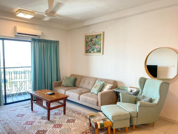 Cozy Emira Home 3 Bedrooms - Shah Alam