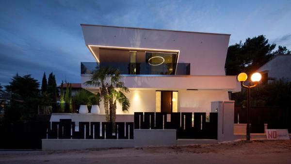 Chic Rovinj Villa 4 Bedrooms Villa Istrian Star Close To Centre & Private Heated Pool - Rovinj