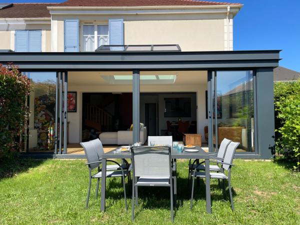 Luxury Villa&6 Pers&parking Free - ibis budget Marne la Vallée