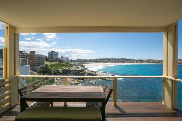 Ultimate Bondi Escape+ Balcony+ Stunning Views! - Randwick