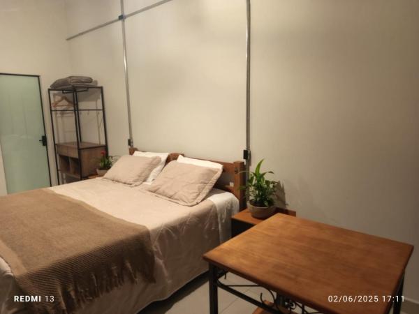 Flat 2 Jardim Serrano - Casal Wi-fi E Estacionamento - Amparo