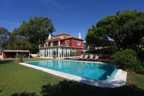 Amazing Portuguese Villa Villa Heroine 6 Bedrooms Stunning Position On The Cliffs Above A Beach Albufeira - Albufeira