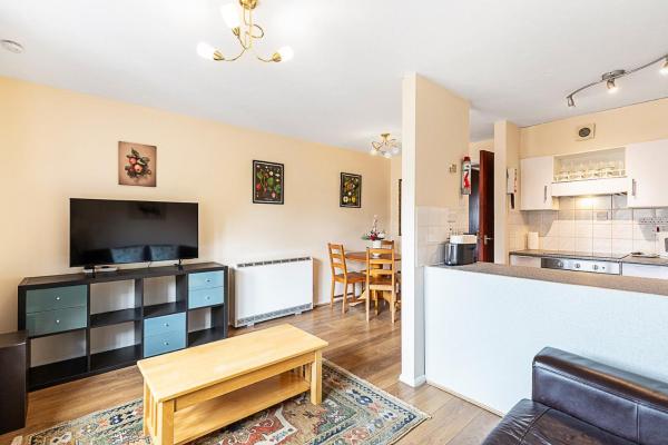 Stylish Riverside Flat Near Canary Wharf - Greenwich