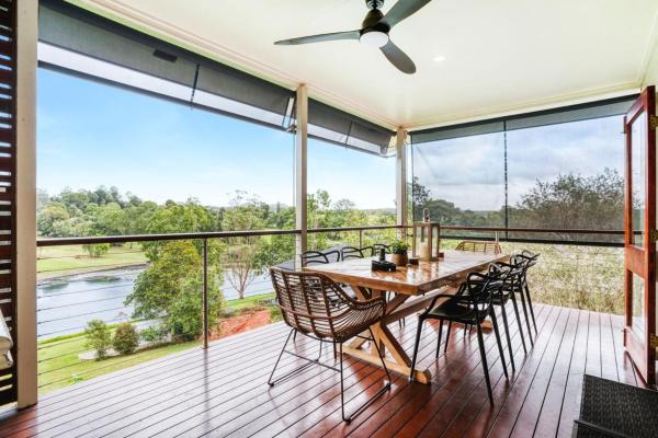 Oleander Escape Lake Front Retreat - Tinaroo
