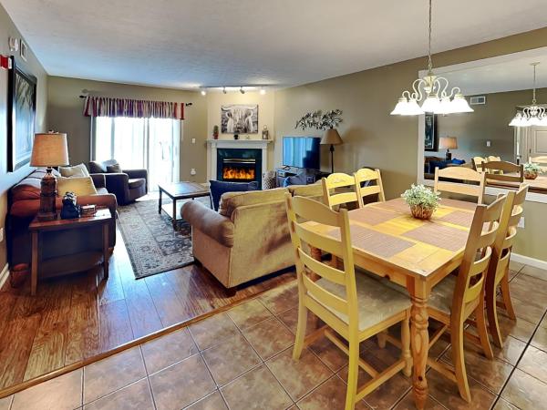 Smoky Mountain Memories Whispering Pines 232 - Sevierville, TN