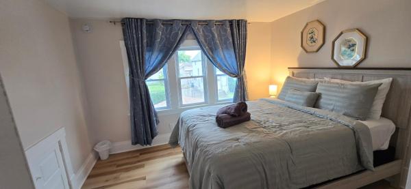 1301 Kenmore Avenue Buffalo 3-bedroom Entire Home - Kenmore, NY