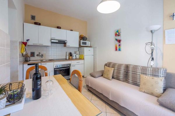 Apartments In Crikvenica 39329 - Dramalj