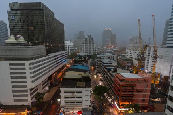 White Base - Bangkok
