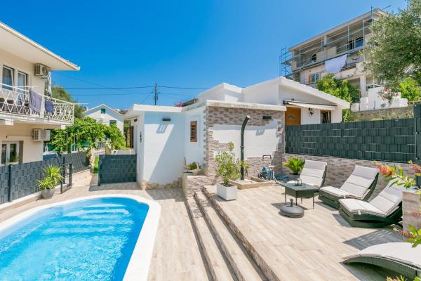 Family Friendly House With A Swimming Pool Okrug Gornji, Ciovo - 24460 - Trogir