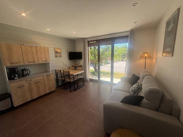 Charmant 2 Pièces Calme Avec Parking Aux Angles - Fr-1-593-137 - Les Angles