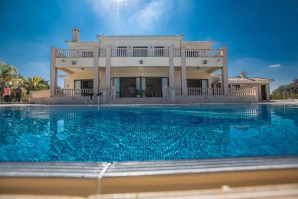 Villa Protaras Deluxe, Fabulous And Luxurious 7bdr Villa, Close To Fig Tree Bay Beach - Ayia Napa
