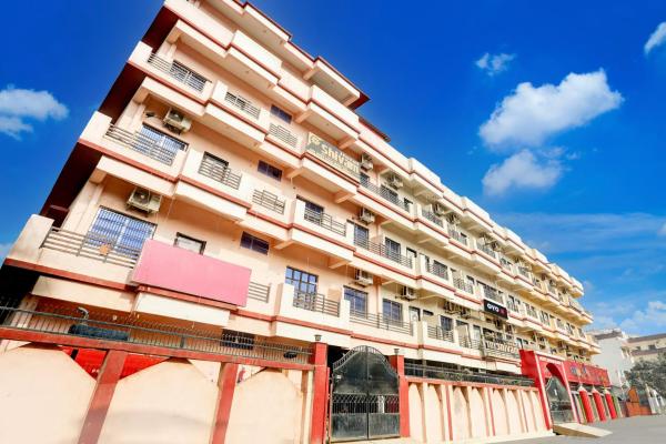 Hotel O Shivam Grand - Gorakhpur
