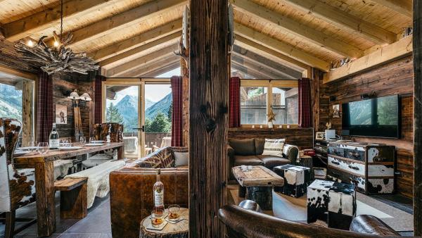 Chalet Mouton A 4-bedroom Alpine Chic Escape In Saas-fee - Saas-Fee
