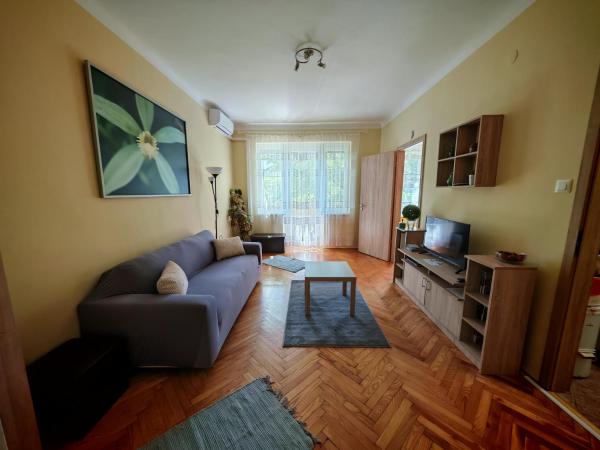 Kőrösi Apartman - 佩奇