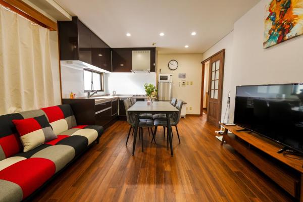 Three Minutes Walk To Subway Direct To The Airport Umeda Business District - 枚方市