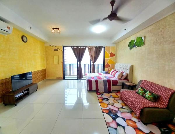 Petal Homes At I-city - Wifi Tv Box And 1 Carpark - Shah Alam
