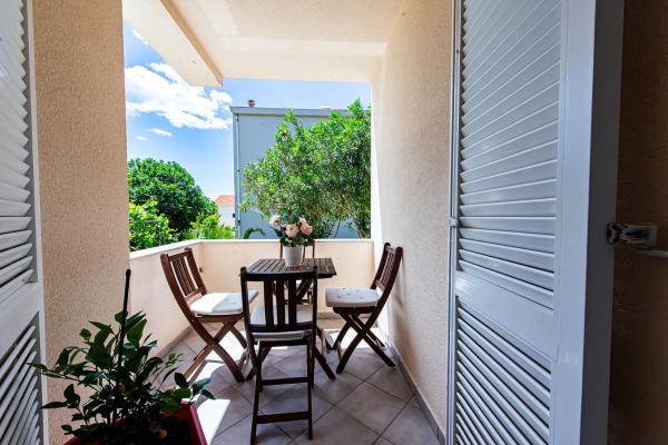 Apartments Bella - Novalja