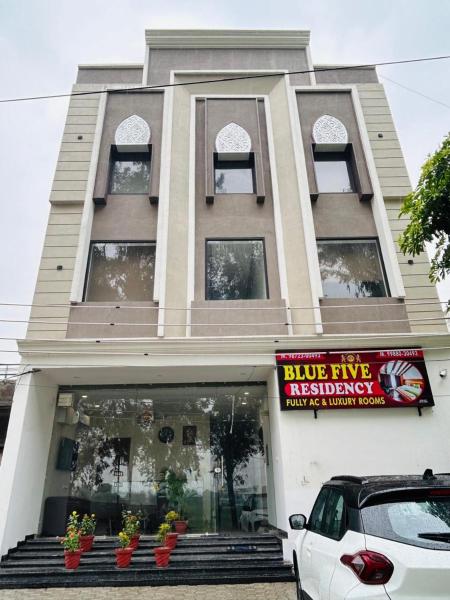Blue Five Residency Near Chandigarh Road - Ludhiana