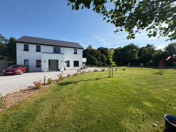 Ashlee Lodge, Shanagarry P25k6r6 Near Ballymaloe Cookery School & Garryvoe Hotel - Ireland