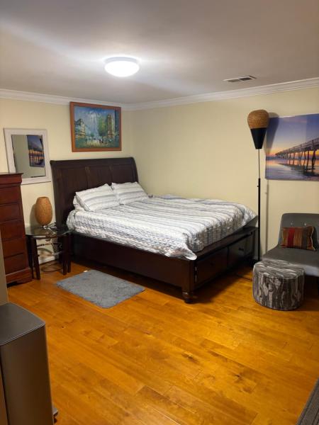 The Studio Den - Fairfax, VA