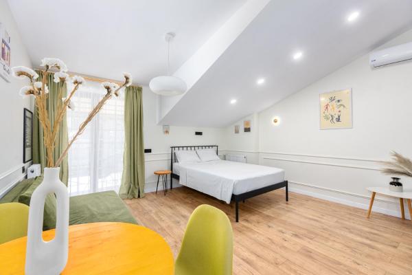 Notting Hill Tbilisi - Georgia