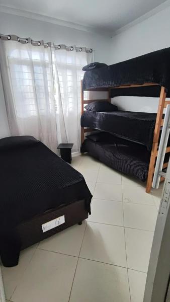 Cama Quarto Black Hostel Pousada Tijucas Lua Encantada - Governador Celso Ramos