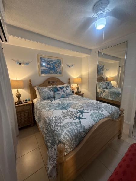 Studio Yunet 1 - Longboat Key, FL